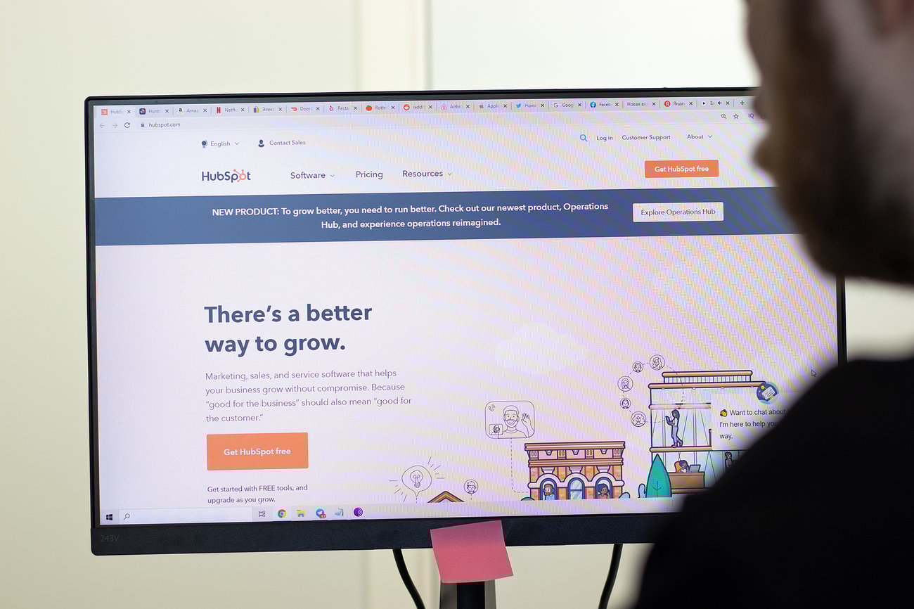 HubSpot: How Does It Work & What Is It Used For?